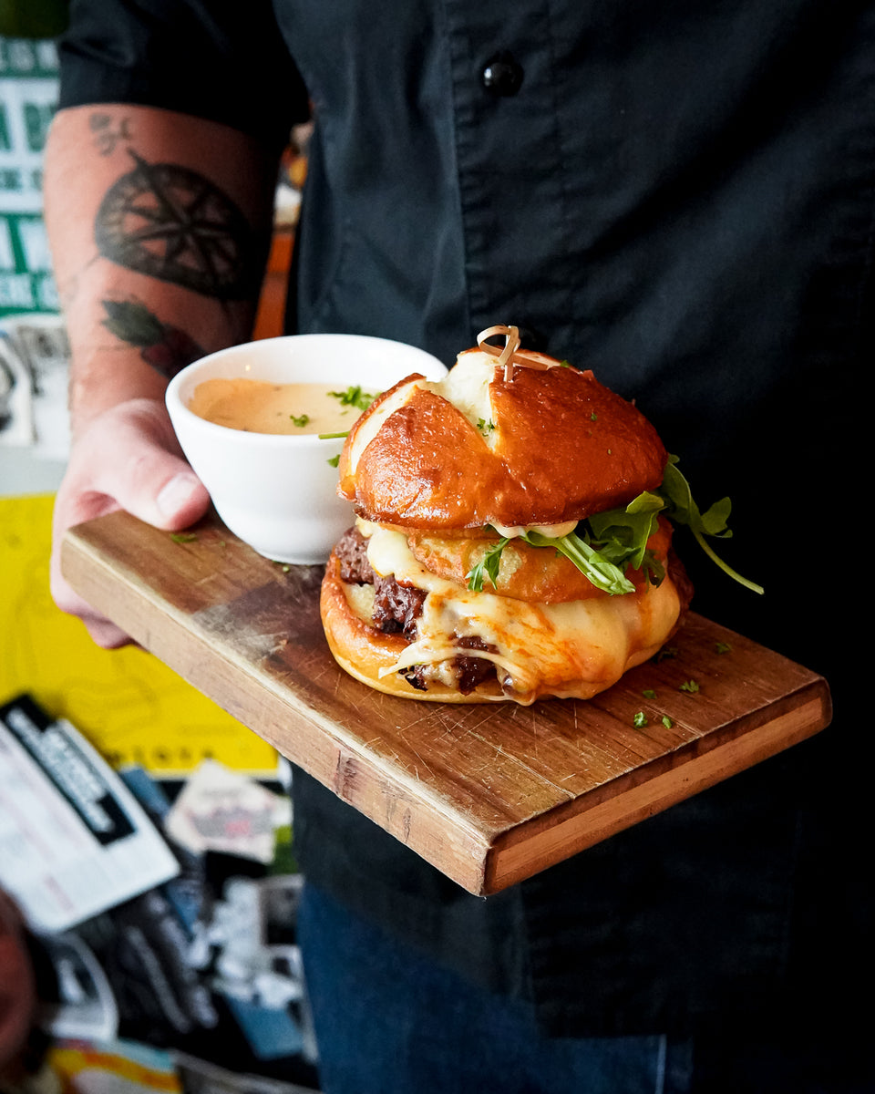 Cheesy Brew Burger (October BOTM) – Leopold's Tavern