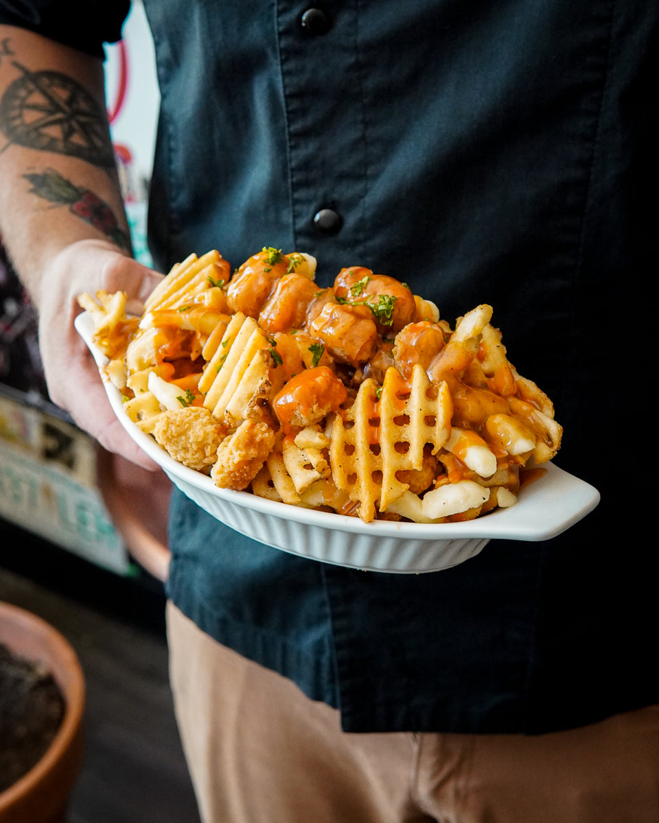 Chicken and Waffle Fries Poutine (Sept. 9-15) – Leopold's Tavern